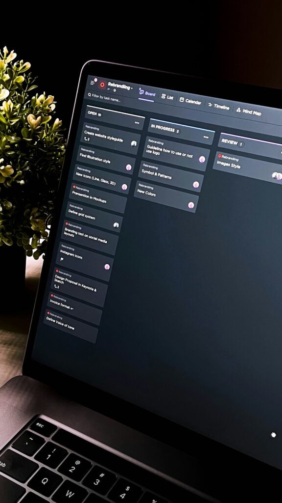 Understanding Project Failures: The Importance of Consulting and Requirement Planning